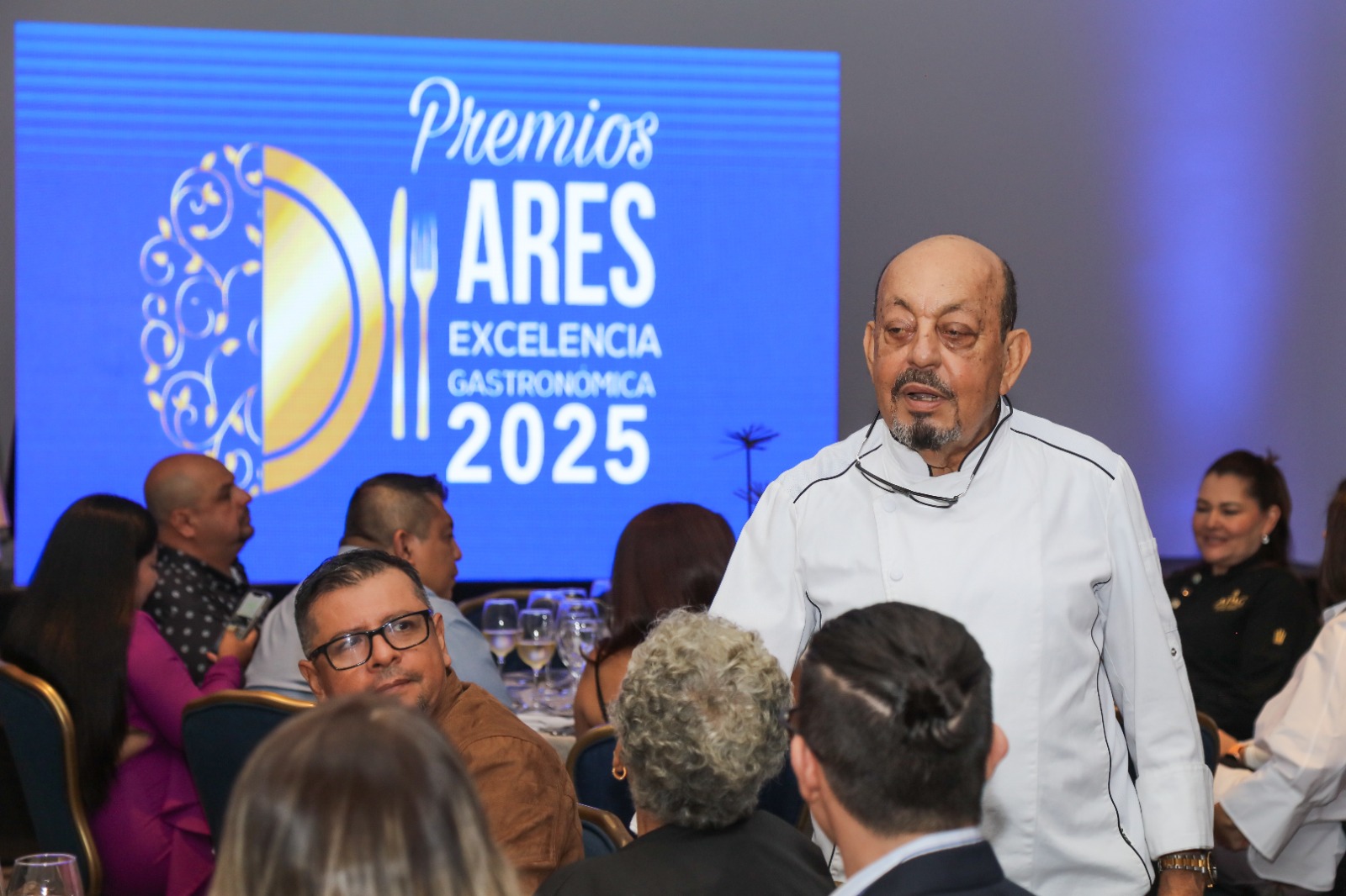 Mercados y Finanzas - Premios ARES 2025: reconocen a lo mejor de la ...